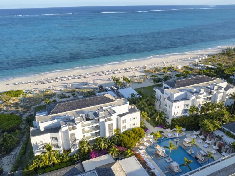 Wymara Resort Villas | Luxury beachfront retreat in Grace Bay